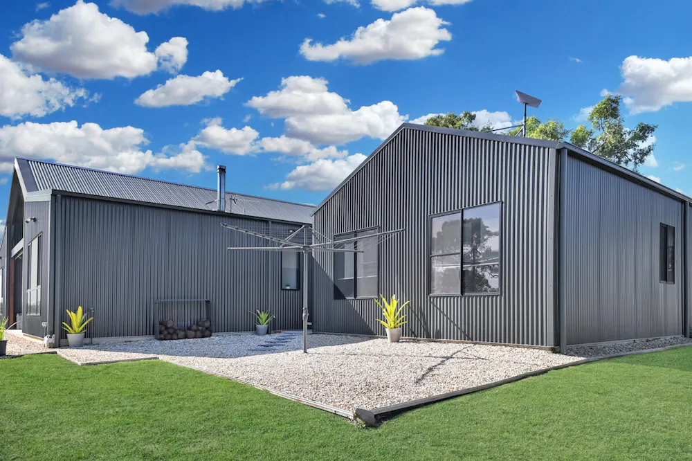Monument® Sheds & Garages- Quality COLORBOND® Steel