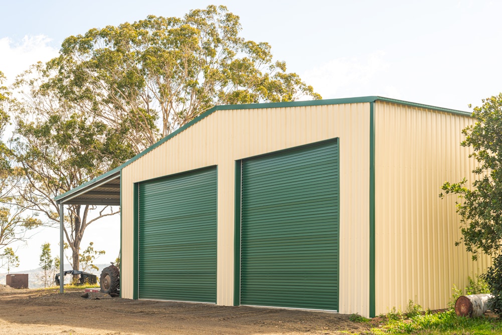 Cottage Green Shed with Lean To