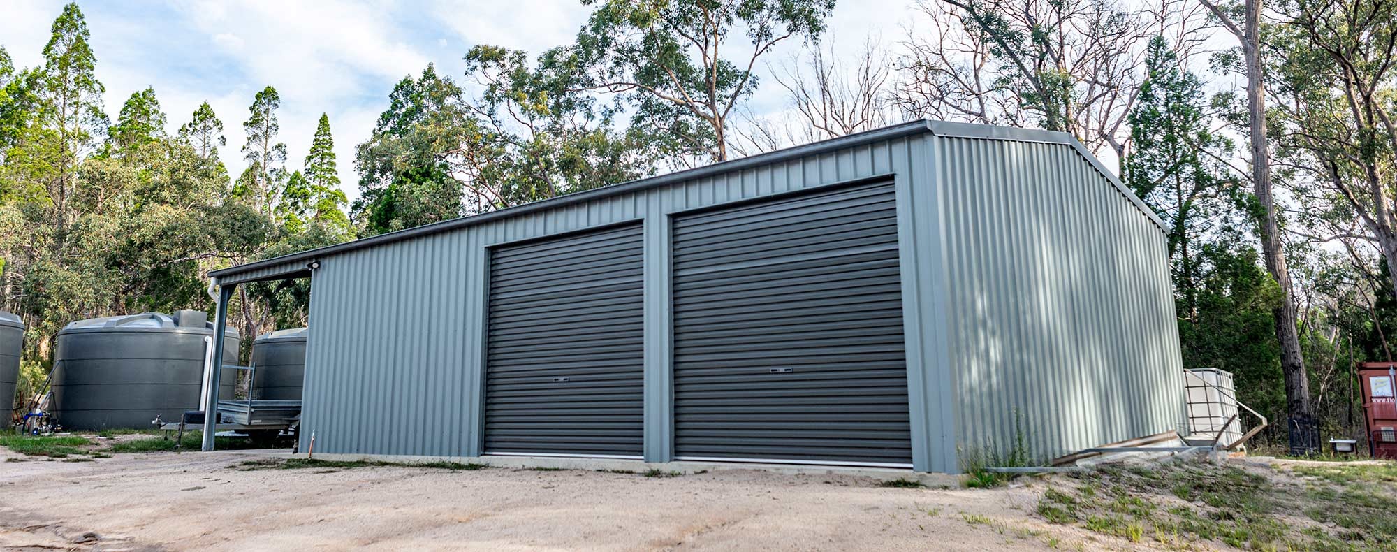 Cottage Green Shed with Lean To