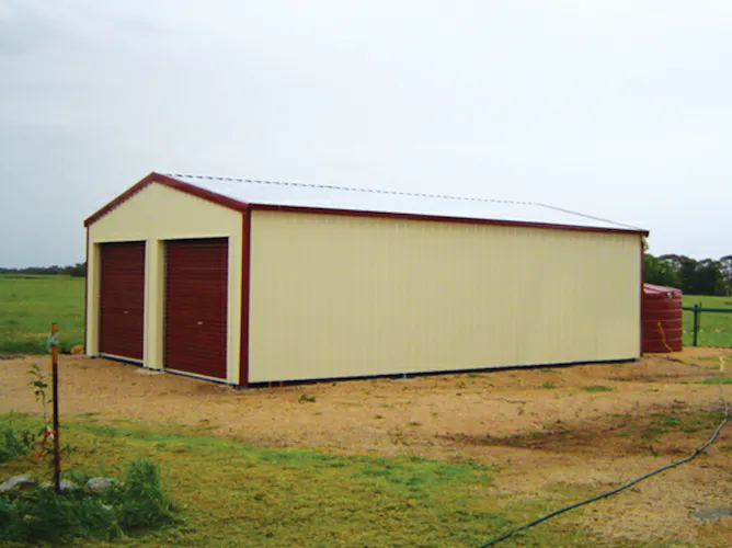 Suburban 6 Double Garage | Garage & Garaport